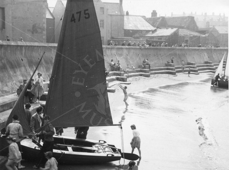 Launching Boats In The Bay - Eyemouth Museum
